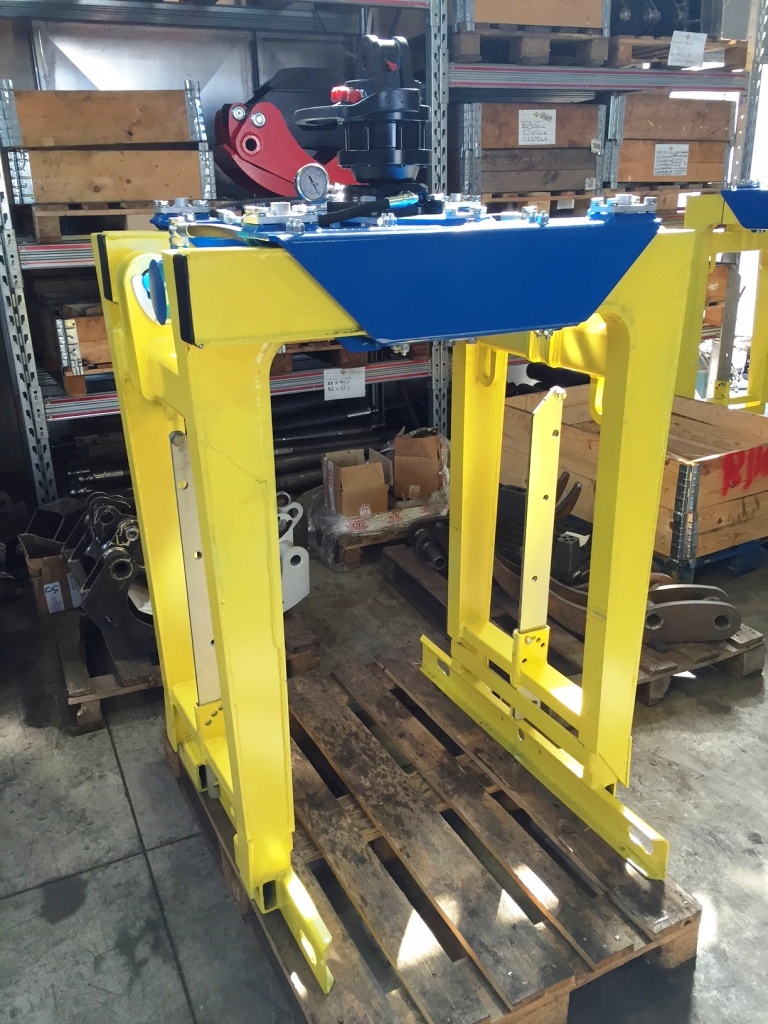 Brick stack grapple PL-3